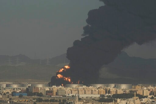 Huge fire in Saudi ahead of F1 race, Houthis claim attacks on oil ...