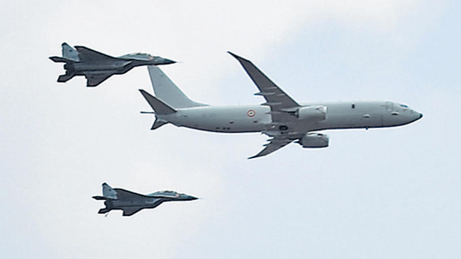 Indian Navy’s second air squadron 316 commissioned at INS Hansa in Goa ...