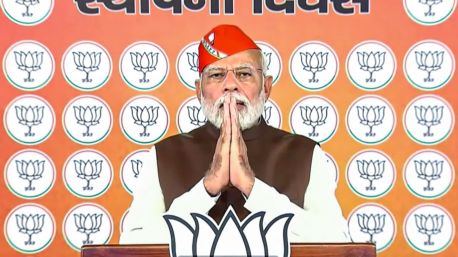 PM Modi's 'two kinds of politics' dig at Opposition on BJP's 42nd ...