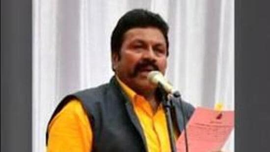 Karnataka agri minister eyes home dept as cabinet crisis in state ...