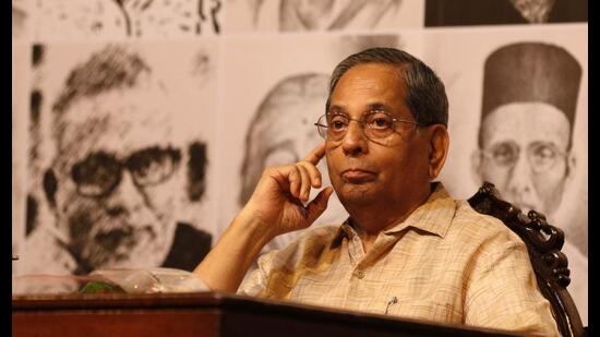 Former bureaucrat, author Madhav Godbole passes away in Pune at 85 ...