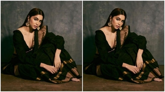 Sharvari Wagh is the epitome of grace in a traditional saree ...