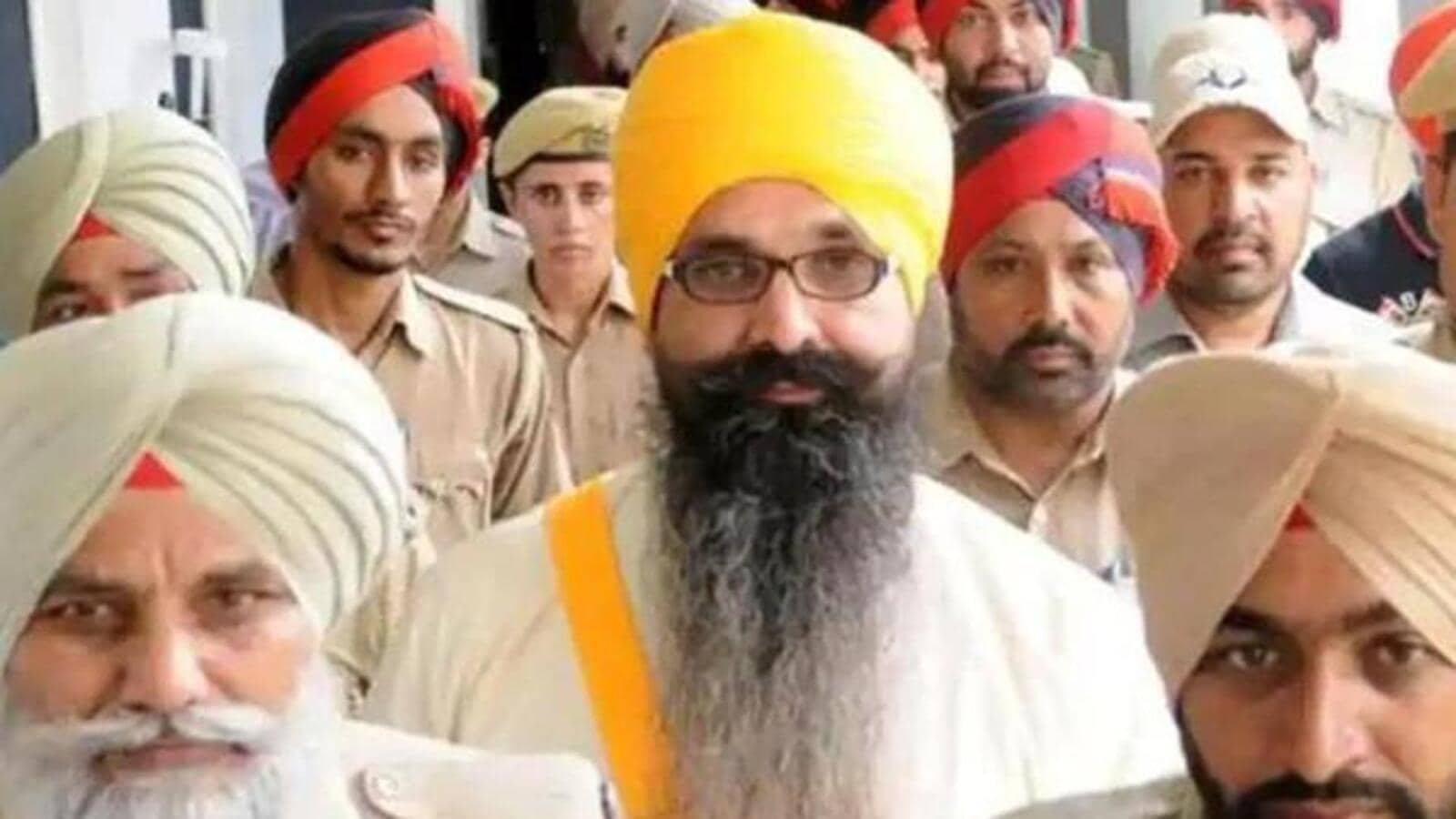 Top court sets 2-month deadline for decision on Beant Singh killer’s ...