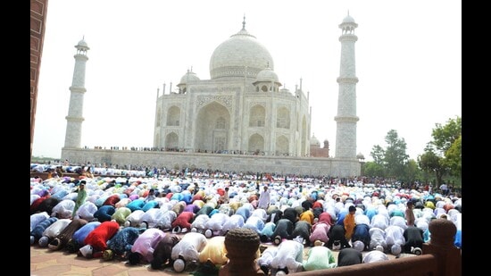 Taj Mahal entry to remain free for 2 hours for offering namaz on Eid ...