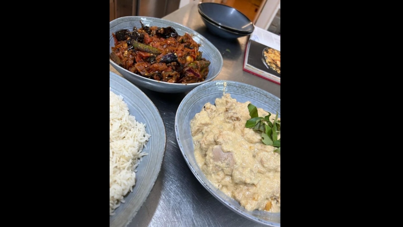 Australian PM posts picture of dinner he cooked. Internet says chicken ...