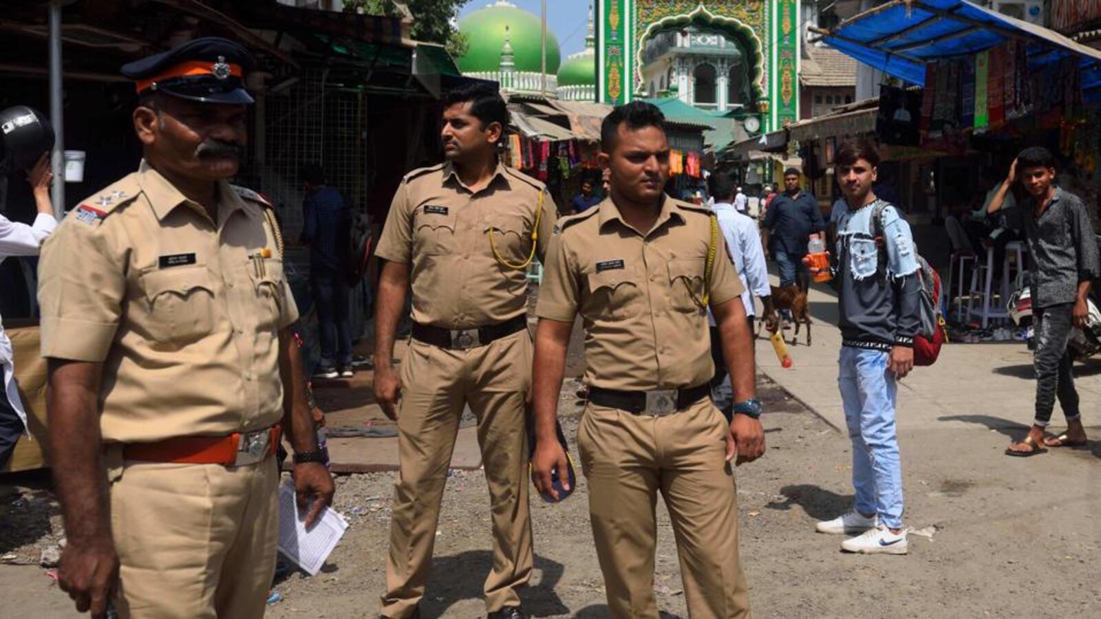 Mumbai Police Introduces 8 hour Shifts For Subordinate Ranks From May