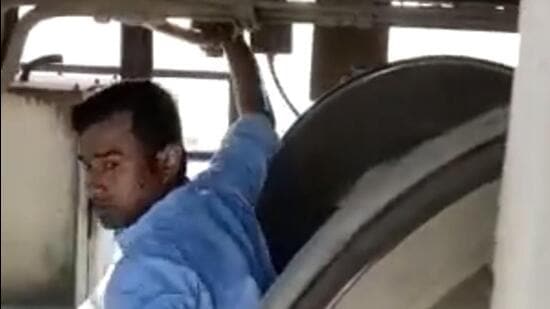 Loco pilot risks life to restart train after a passenger pulled ...