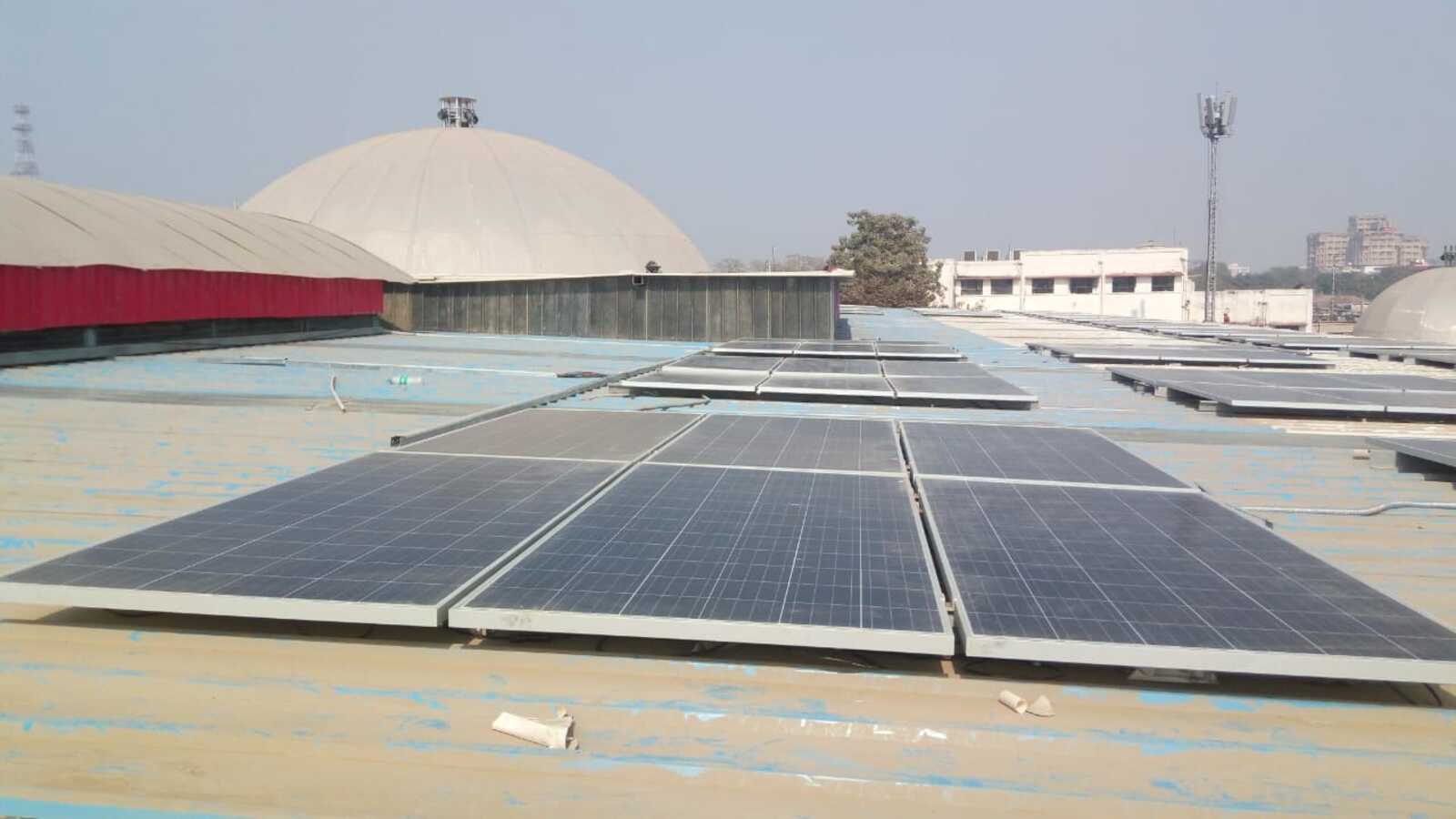 Deoria solar plant to start power generation next month | Hindustan Times