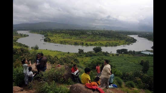 Pune district admin forms special squad for vigilance on ‘weekend crowd ...