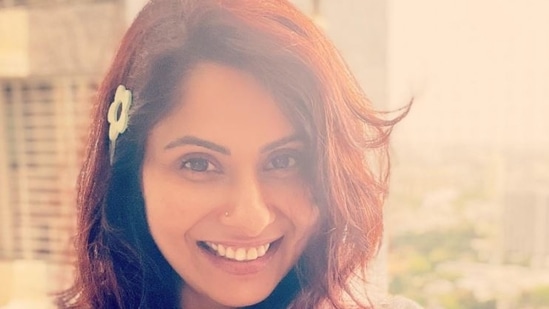 Chhavi Mittal prepares for radiotherapy after breast cancer surgery ...