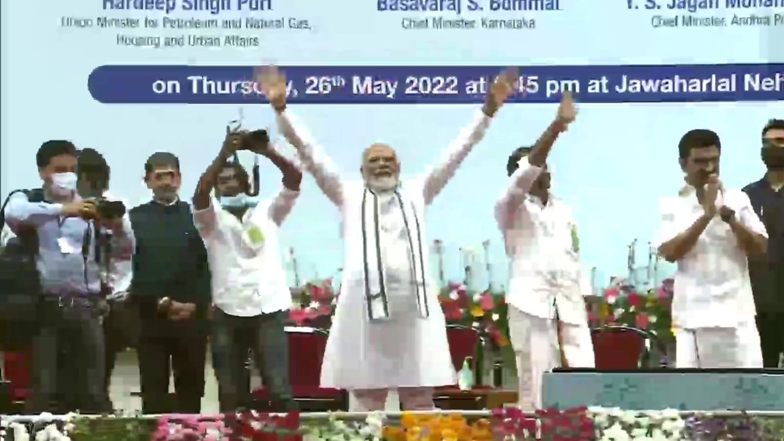 In Chennai, PM Modi holds roadshow, launches mega projects worth ...