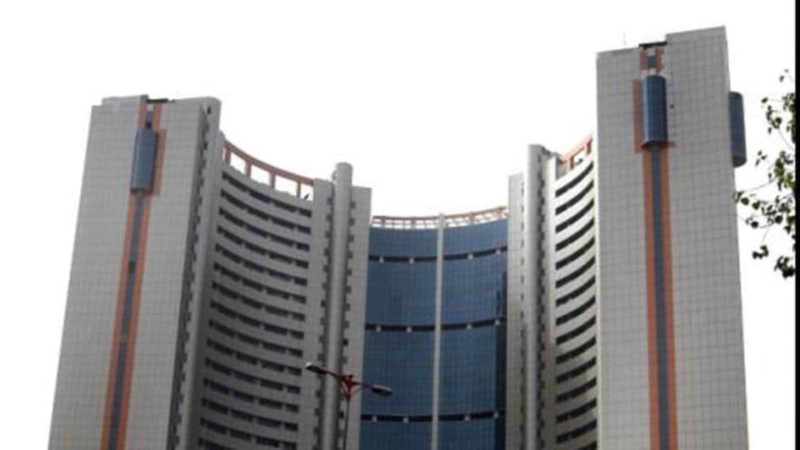 Delhi: MCD’s plan to build city’s tallest building scrapped after ...