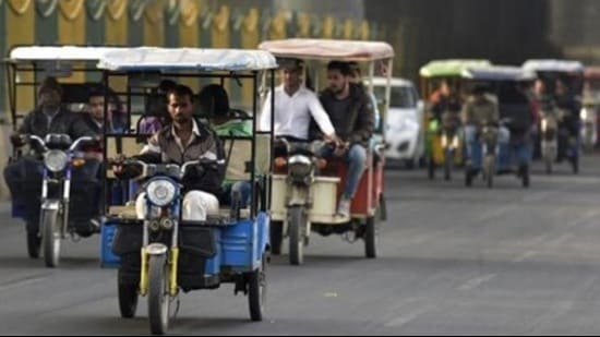 e-rickshaw registrations in Lucknow: Register only with NOC, LMC writes ...