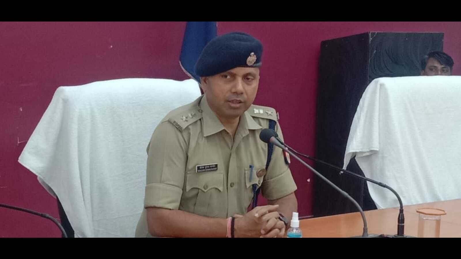 SK Pandey takes charge as new Prayagraj SSP - Hindustan Times