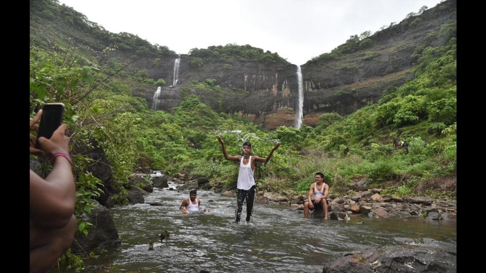 ₹10Cr allocated for developing Pandavkada waterfalls; greens sceptical ...