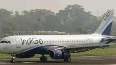 'Vested interest': IndiGo on smoke news; Jet Airways CEO says, 'Don't ...