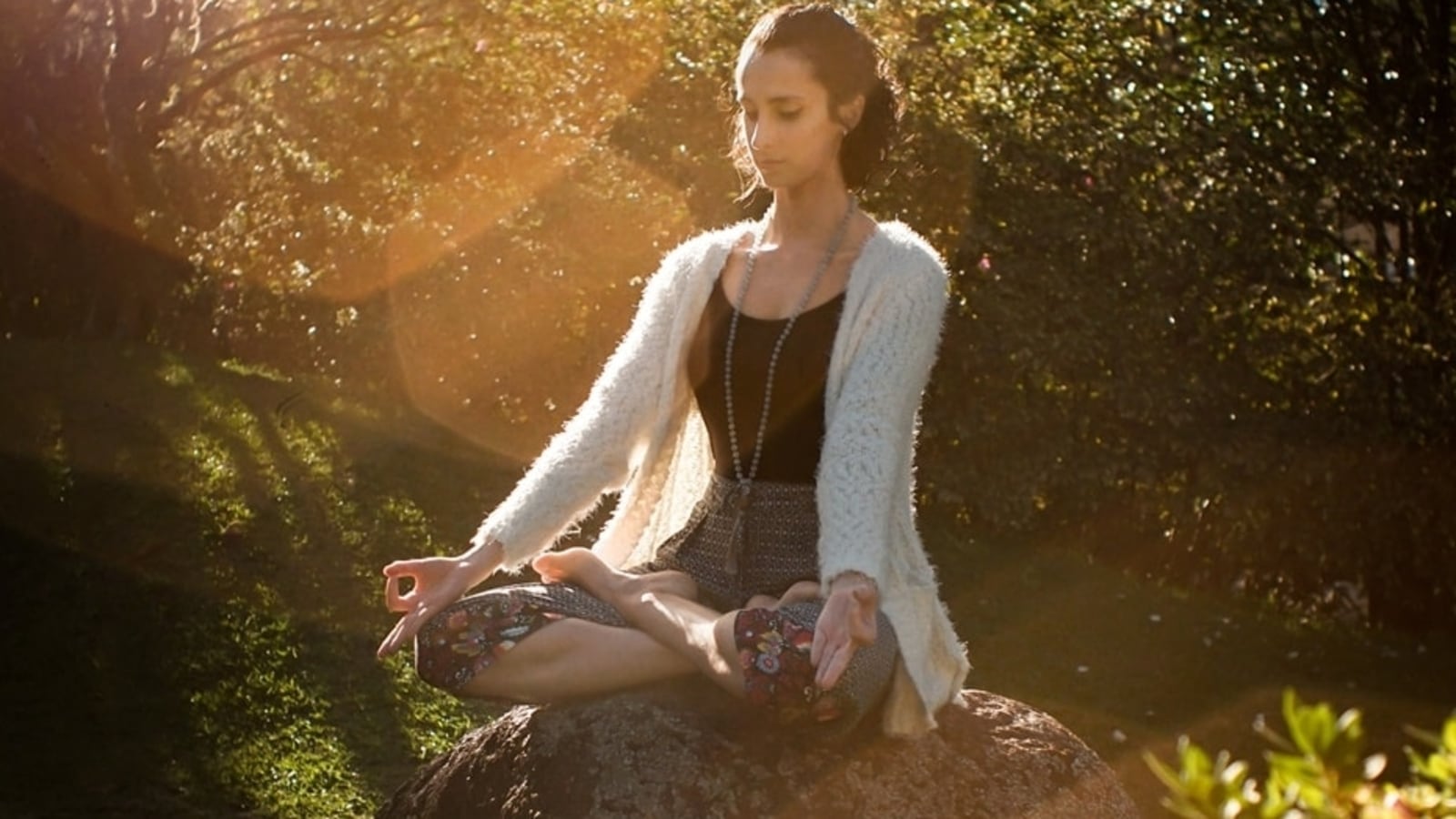Surprising benefits of meditating in morning | Hindustan Times