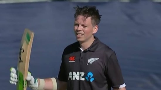 4,4,6,4,6: New Zealand's Bracewell puts up incredible show, creates ...