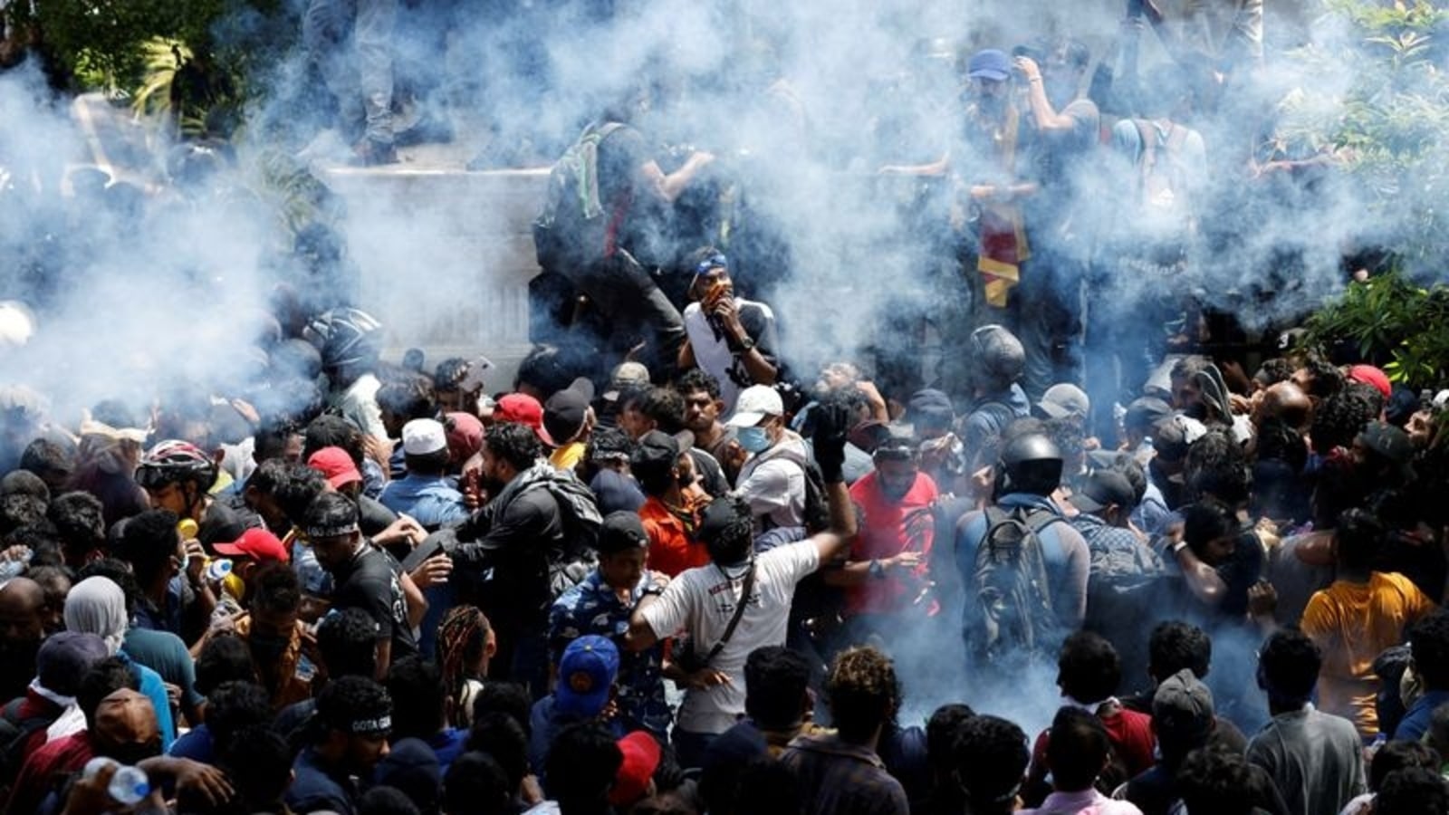 Sri Lanka crisis Highlights: Nationwide curfew imposed until Thursday ...