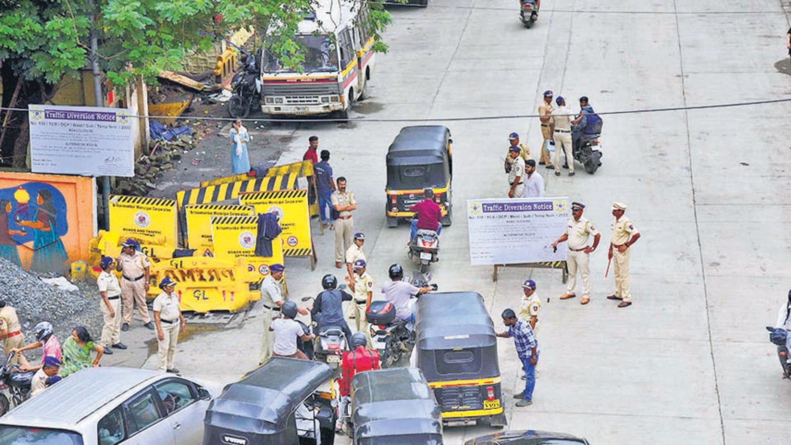 Aarey Colony closed off as MMRCL prunes trees for Metro-3 | Mumbai news