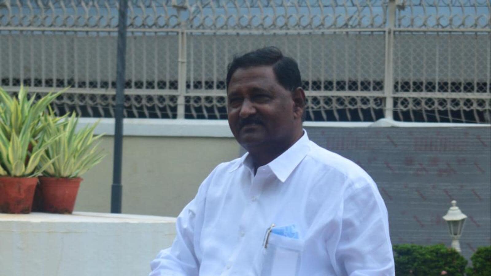 Handore voices anger at party for defeat in council poll | Mumbai news