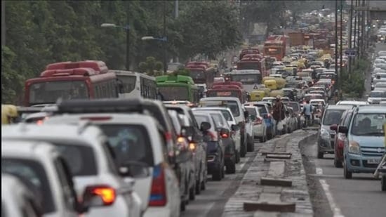 Special drive to decongest Lucknow roads, highways | Hindustan Times