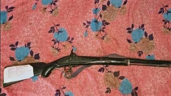 Nainital driver seeks licence to get back Jim Corbett gun gifted to ...