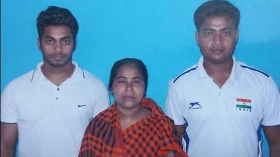 CWG gold medallist Achintya Sheuli: A rickshaw puller’s son who lost ...
