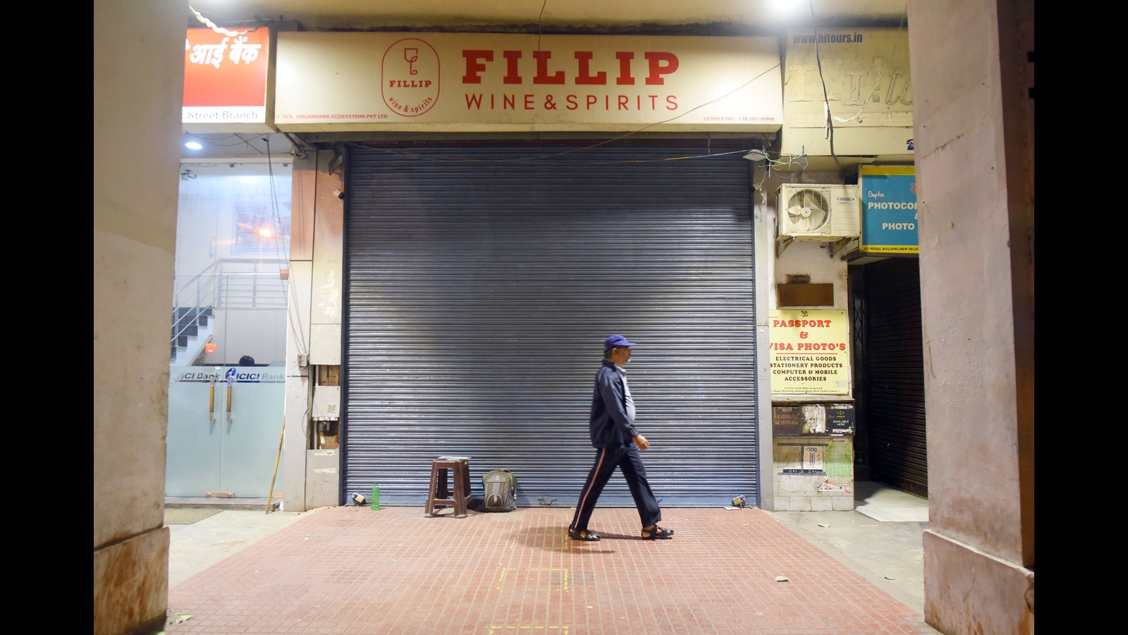 As Delhi chalks out new liquor policy, traders pitch in with ideas ... As Delhi chalks out new liquor policy, traders pitch in with ideas ...