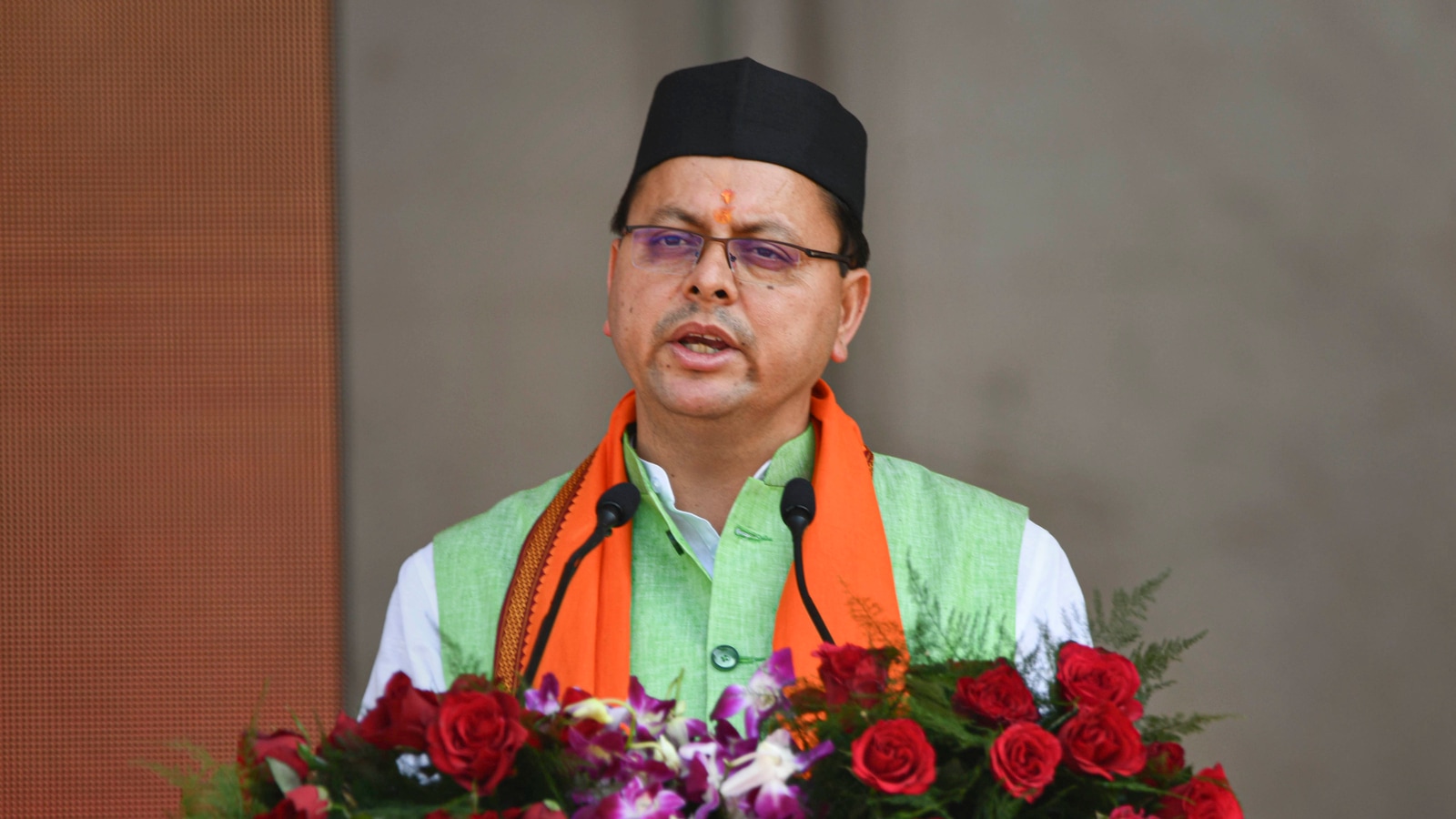 CM Dhami meets railways min, requests Jan Shatabdi between Tanakpur ...