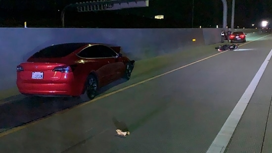 Tesla accused of false autopilot advertising by California DMV ...