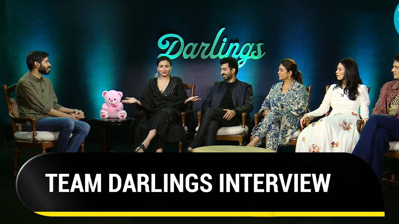 Alia Bhatt, Shefali Shah Vijay Varma, Roshan Mathew, Jasmeet K Reen on ...