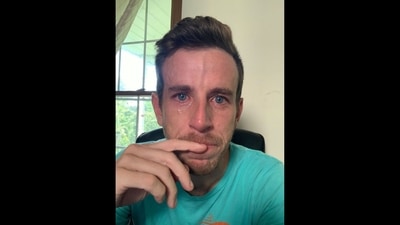 CEO posts crying selfie on LinkedIn after laying off employees ...