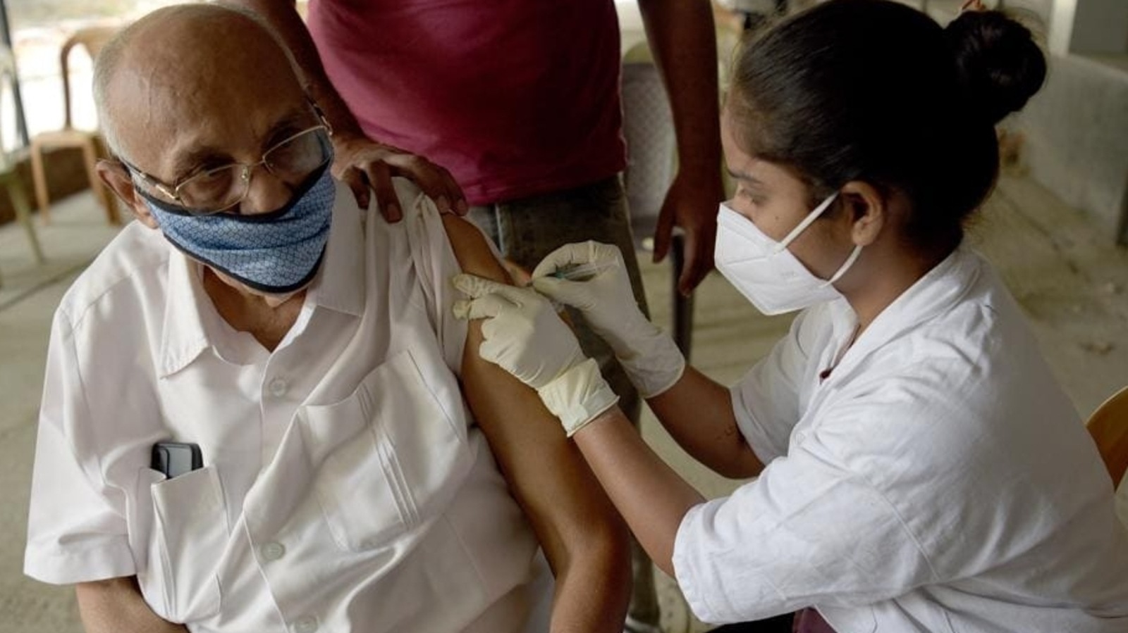 Covid-19: Mobile vaccination camps to boost Delhi’s coverage | Latest ...