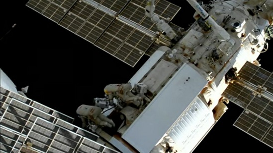 Spacewalk terminated after battery problem in Russian cosmonaut suit ...