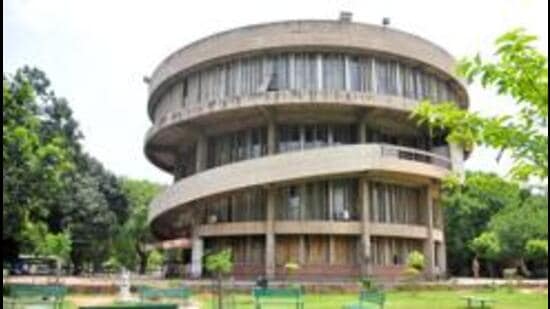 Panjab University: UILS students boycott classes over annual fee hike ...