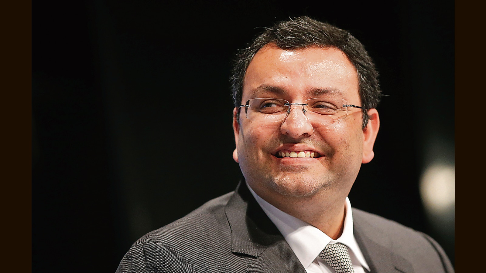 Mistry dies in road crash near Mumbai | Latest News India