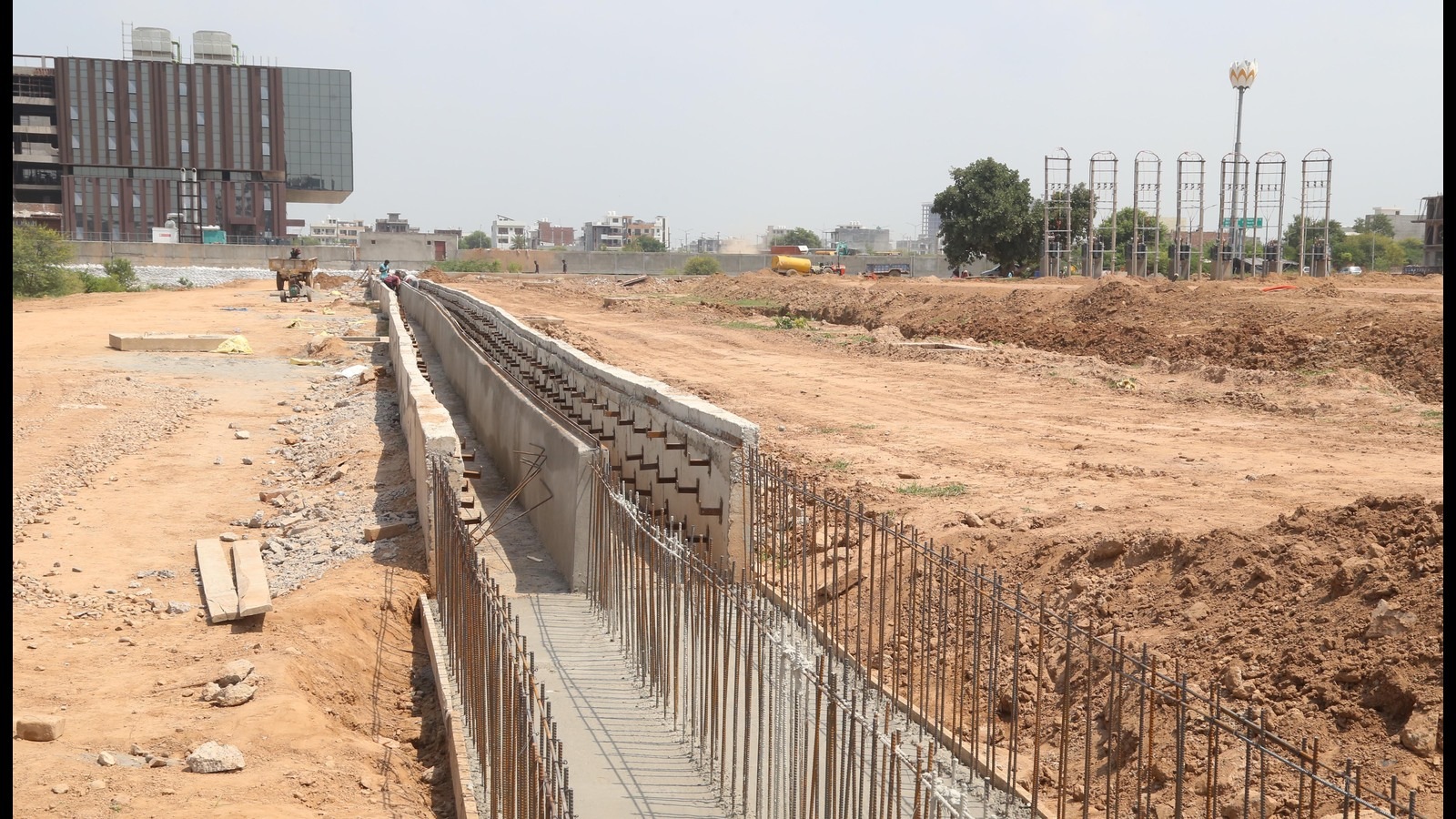 GMADA electrical dept raises issue of substandard work at IT City ...