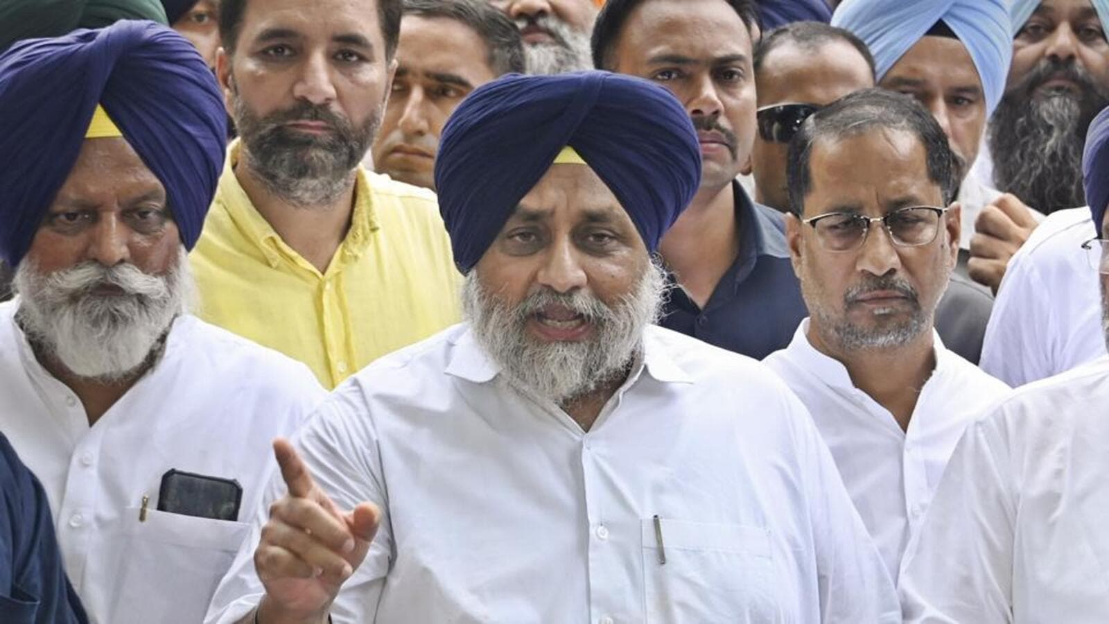 Sukhbir quizzed for six hours in 2015 Kotkapura police firing case - Hindustan Times