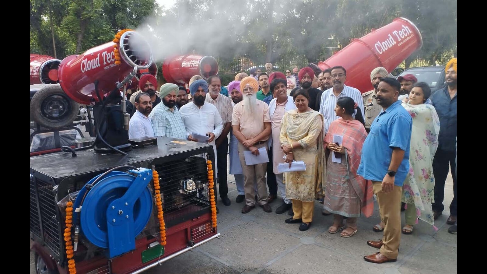 Ludhiana: Ministers launch anti-smog guns, single-window system ...
