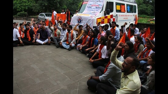 Student organisations hold protests at SPPU | Hindustan Times