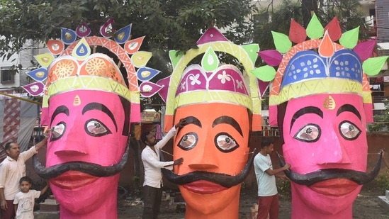 Delhi Ravan effigy makers get special orders from Australia on Dussehra ...