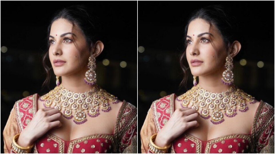 Amyra Dastur: अमायरा दस्तूरचा लाल लेहेंगा आहे परफेक्ट ब्रायडल फॅशन गोल! लूकवरून घ्या प्रेरणा ...