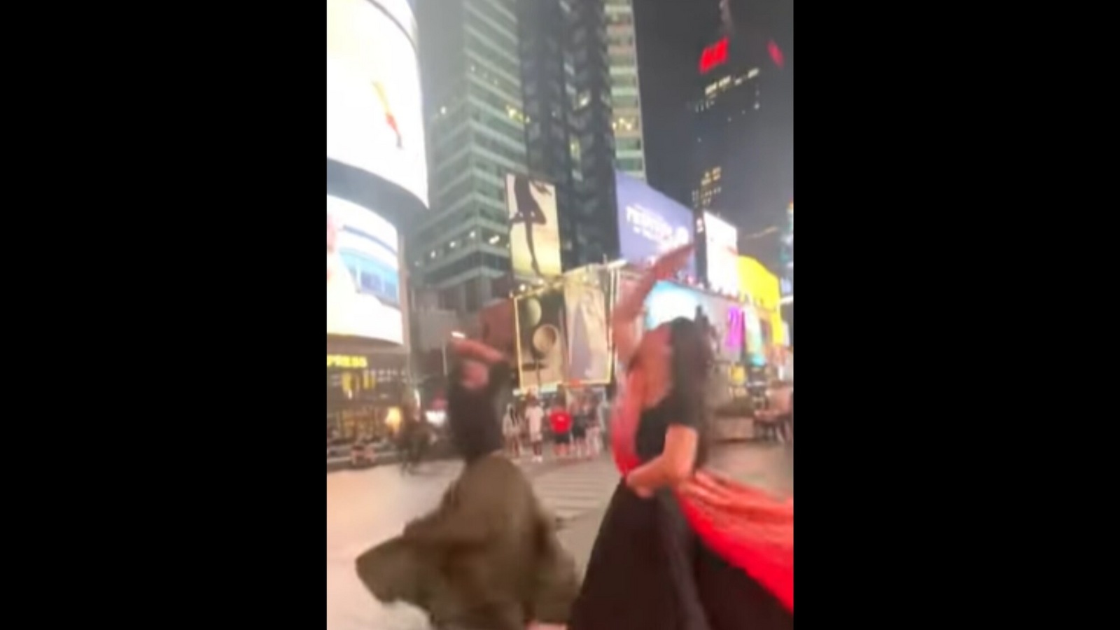 Women’s Garba dance in Times Square, New York goes viral during ...