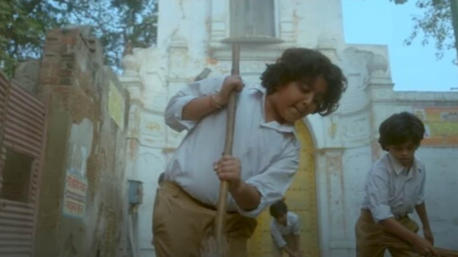 Bal Naren trailer: Little tea-seller Naren saves village from Covid-19 ...