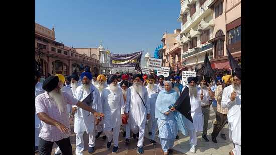 SGPC holds protest march demanding HSGM Act cancellation | Hindustan Times