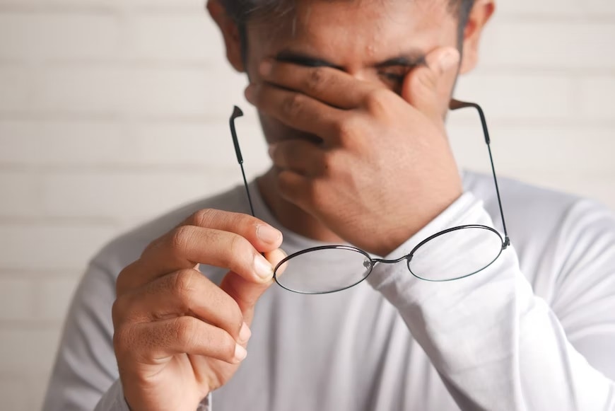 5 everyday mistakes that are damaging your eyes | Health