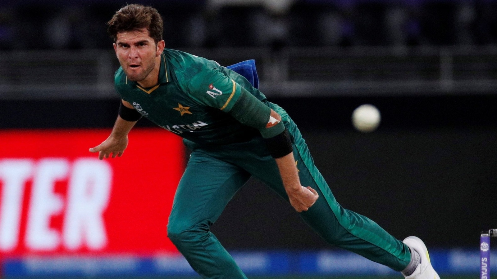 Shaheen Afridi issues stern warning to Pakistan's T20 World Cup ...