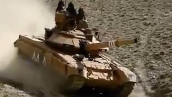 2 army personnel killed, 1 hurt in T-90 tank barrel burst near Jhansi ...