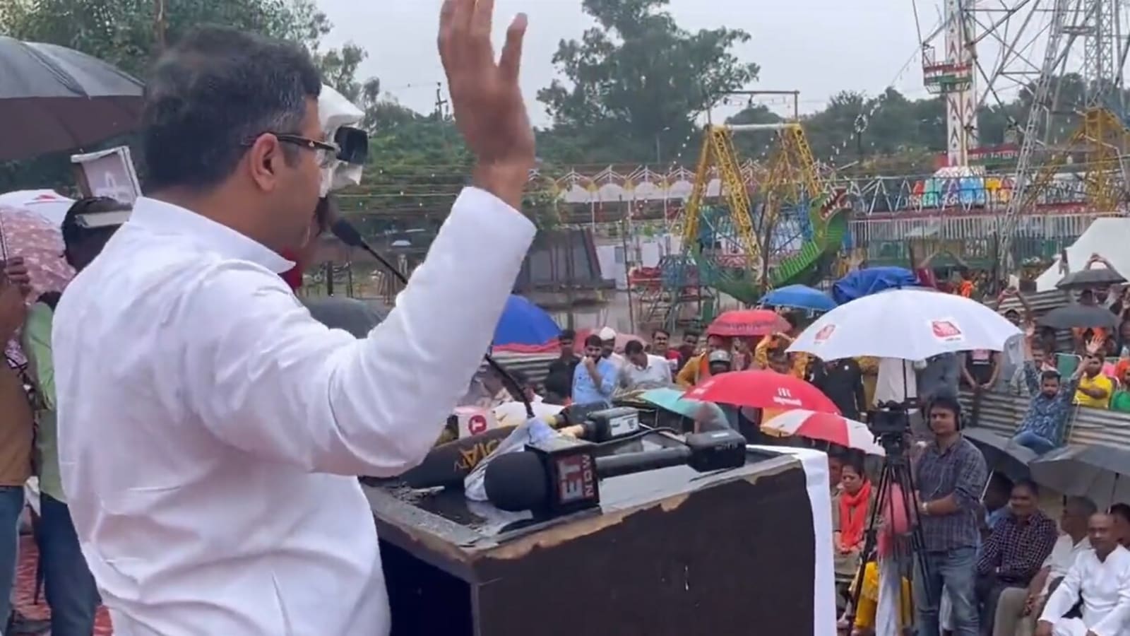 New videos claim BJP MLA's involvement in 2020 northeast Delhi riots ...